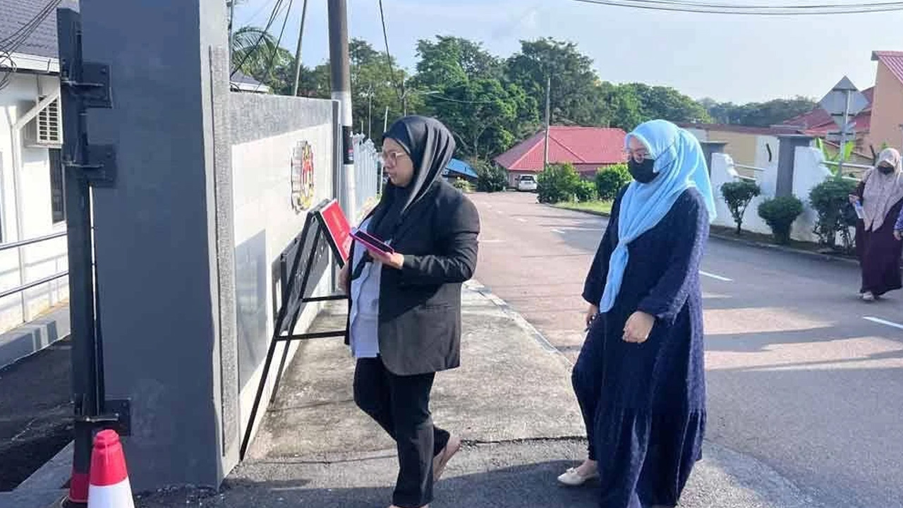 Pengasuh taska mengaku tidak bersalah dera bayi | Astro Awani