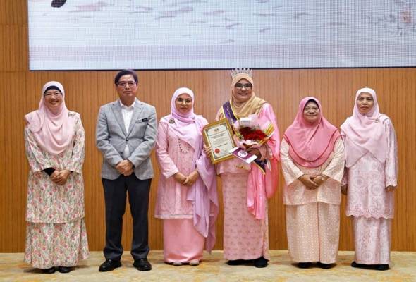 SPRM sentiasa beri hak sama rata kepada pegawai wanita - Azam Baki ...