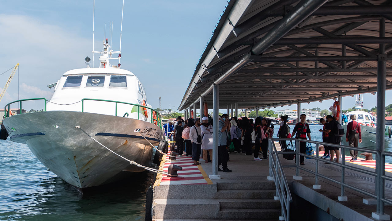 Selepas tiga tahun dihentikan, feri ekspres Labuan-Kota Kinabalu ...