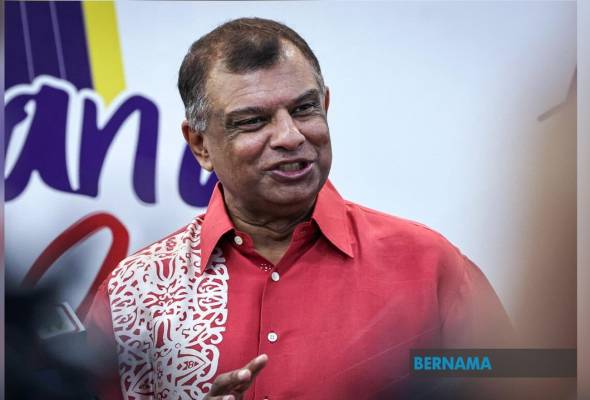 Pesawat AirAsia bakal papar nama wartawan sebagai penghargaan kepada ...