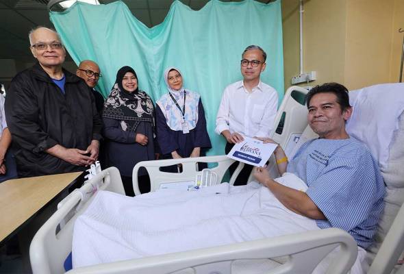 405 pengamal media terima manfaat Tabung Kasih @HAWANA - Fahmi | Astro Awani