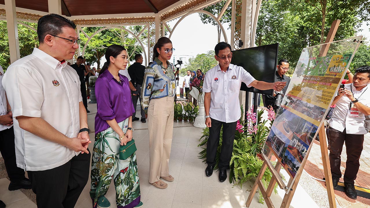 Malaysia sasar eksport produk landskap RM500 juta ke Singapura menjelang 2026 - Nga | Astro Awani