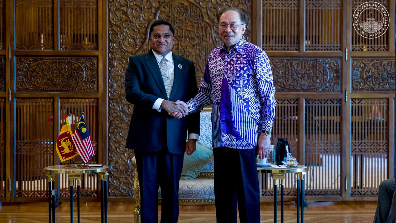 Malaysia-Sri Lanka sepakat kukuh hubungan dua hala - PM Anwar | Astro Awani