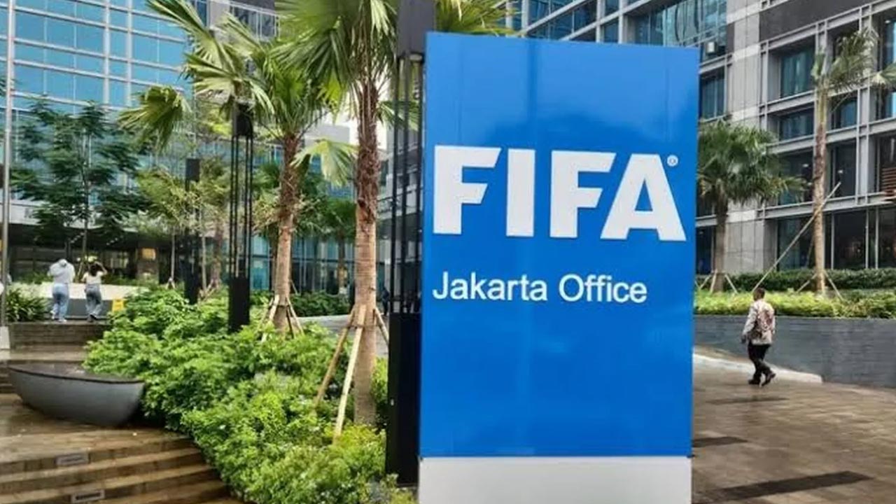 FIFA pindah pejabat di Indonesia | Astro Awani