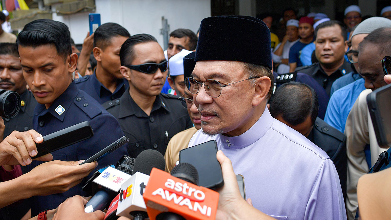 Jika mahu pinda proses lantikan kehakiman, bawa usul kepada kerajaan - PM Anwar | Astro Awani