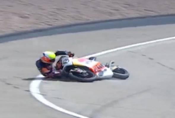 Red Bull MotoGP Rookies Cup: Hakim Danish terlepas jarakkan kedudukan ...
