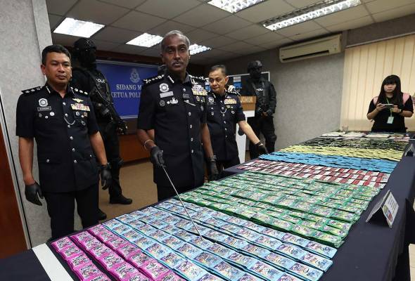 Polis tahan lima individu termasuk wanita asing, rampas dadah bernilai ...