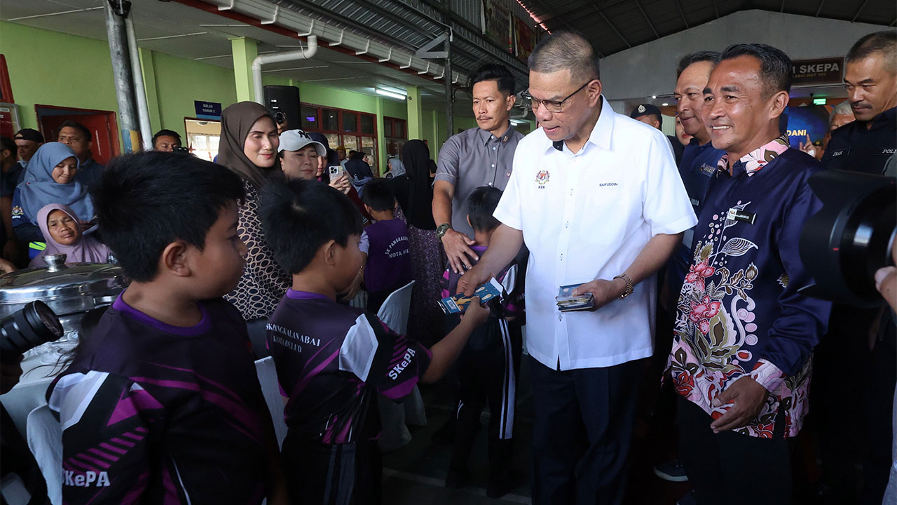 Peruntukan RM1 juta setiap 12 Kampung Angkat MADANI di bawah KDN ...