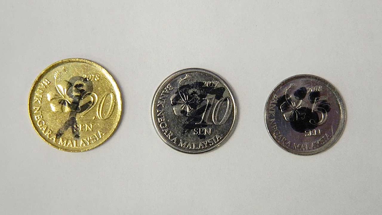 Syiling Malaysia ditemui di patung perisik CIA | Astro Awani