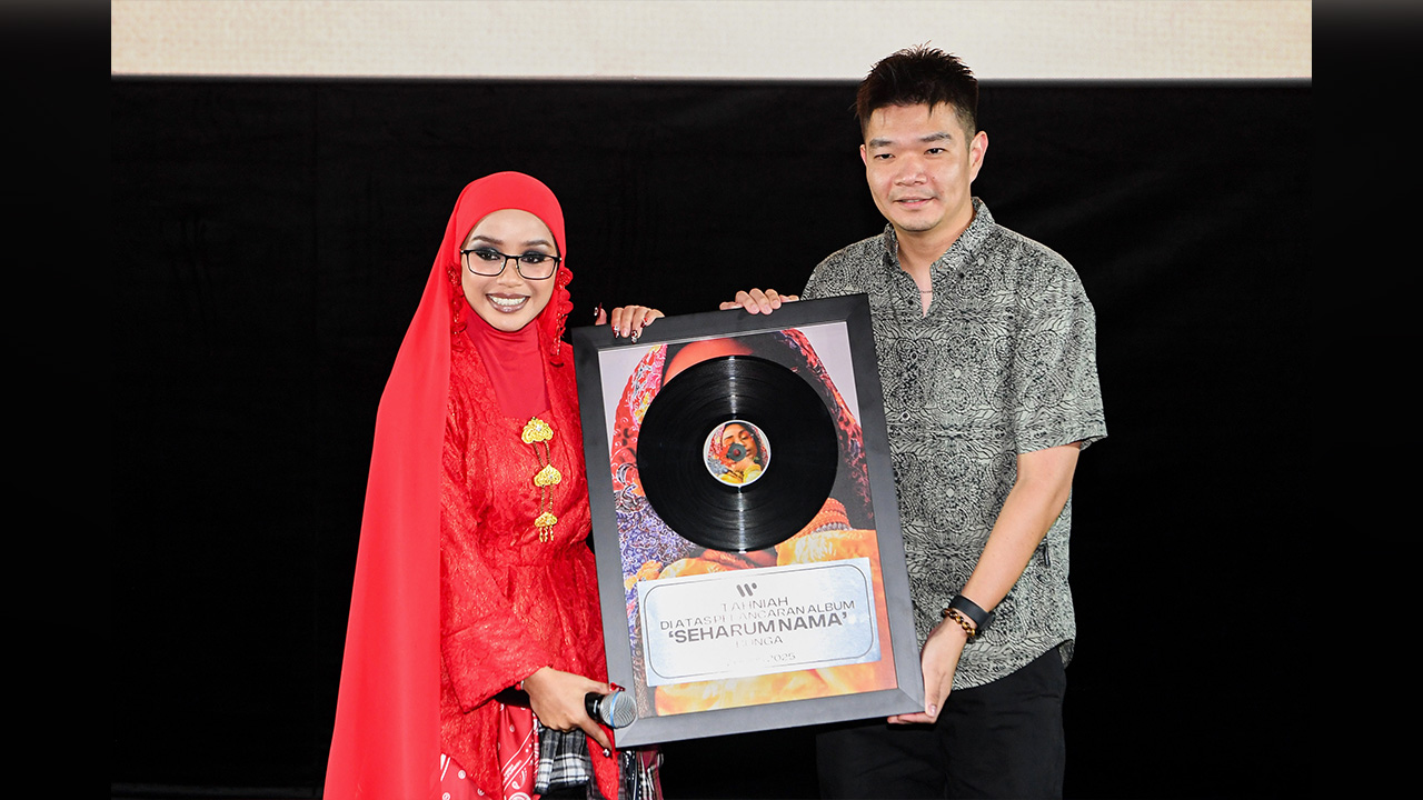 Bunga bangkit dari kejatuhan, lunas impian dengan 'Seharum Nama ...