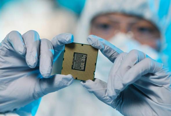 US policy pivot on chip sales in China. What does it mean for global ...