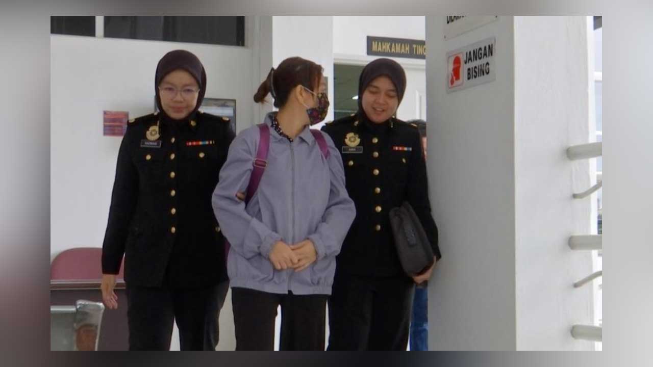 Rasuah: Penjawat awam mengaku tidak bersalah di mahkamah Labuan | Astro Awani