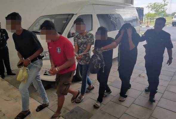 Fasilitator motivasi tidak mengaku salah lakukan amang seksual terhadap remaja lelaki | Astro Awani