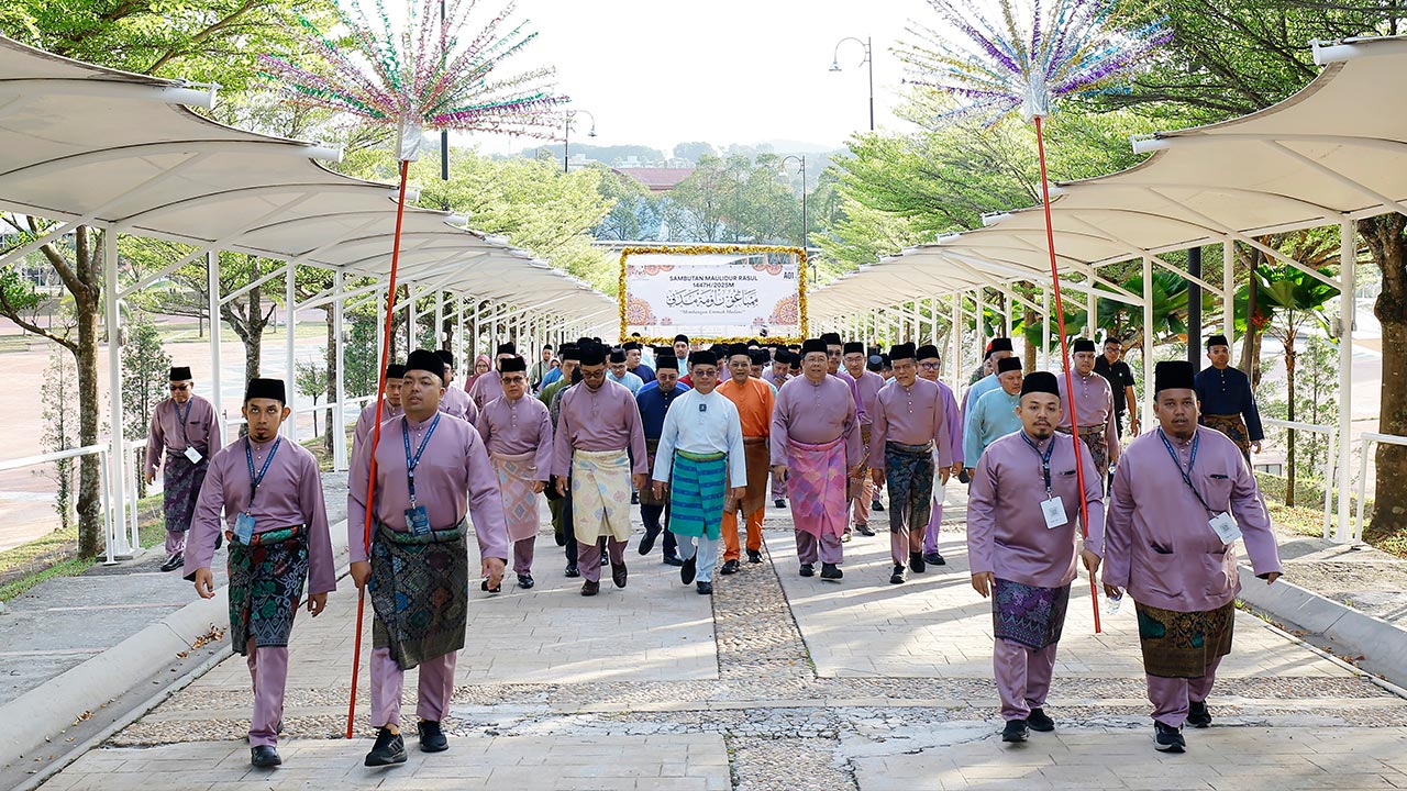 Masyarakat diingat hentikan perbalahan atas nama agama - Mohd Na'im ...