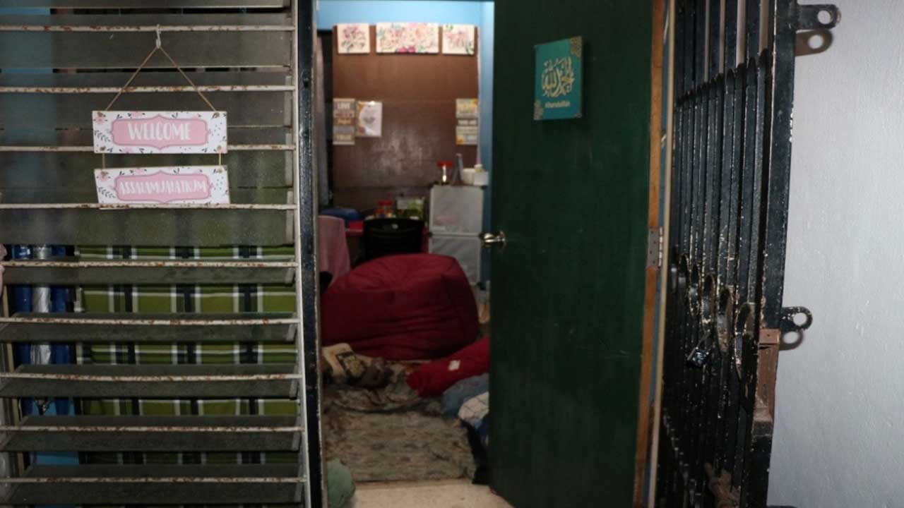 Lelaki cedera dikelar rakan serumahnya di Seremban | Astro Awani