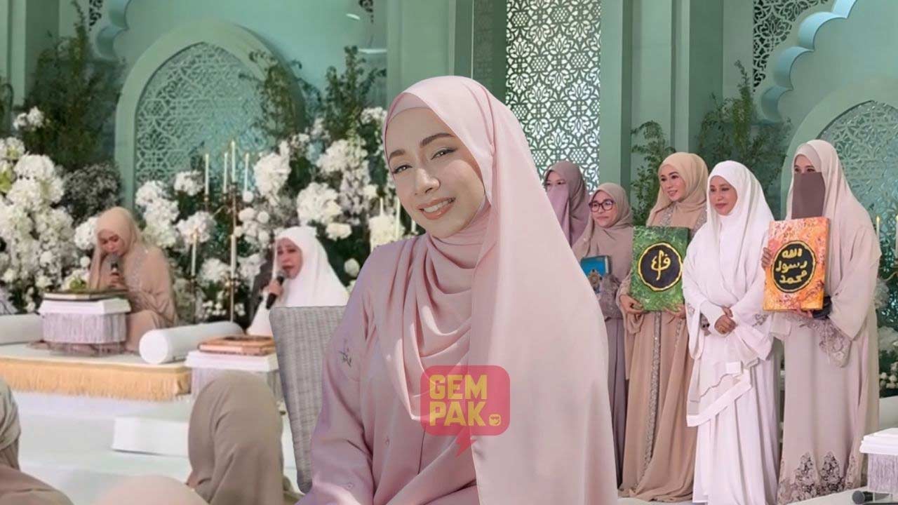 Manis dan sopan, Amira Othman khatam Al-Quran sebelum disatukan dengan Fattah Amin | Astro Awani