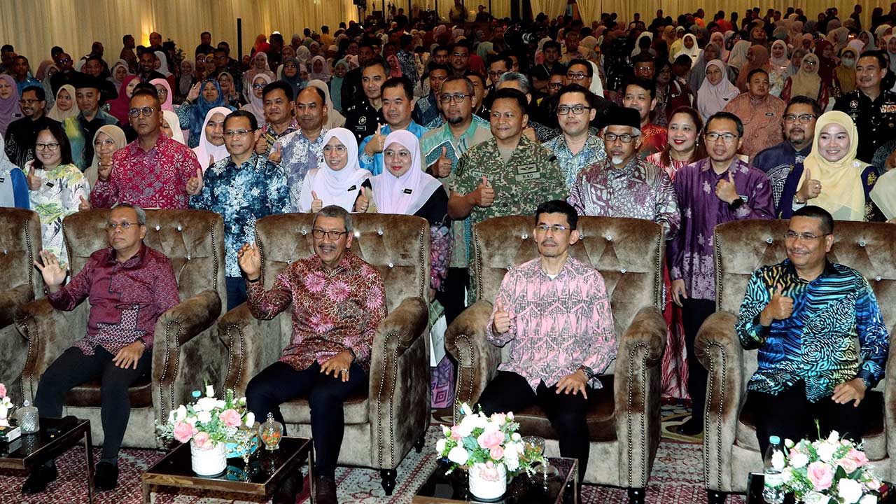 Lebih 950,000 pesara perkhidmatan awam bakal nikmati pelarasan SSPA ...