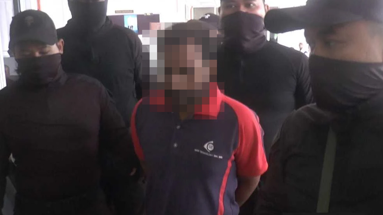 Kes bunuh dua beranak: Pendakwaan suspek utama warga Nepal ditangguh | Astro Awani