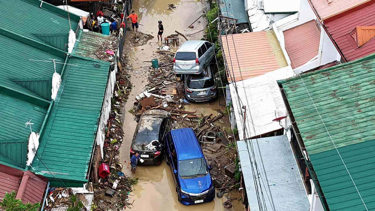 Sekurang-kurangnya 40 terbunuh akibat Taufan Kalmaegi di Filipina ...