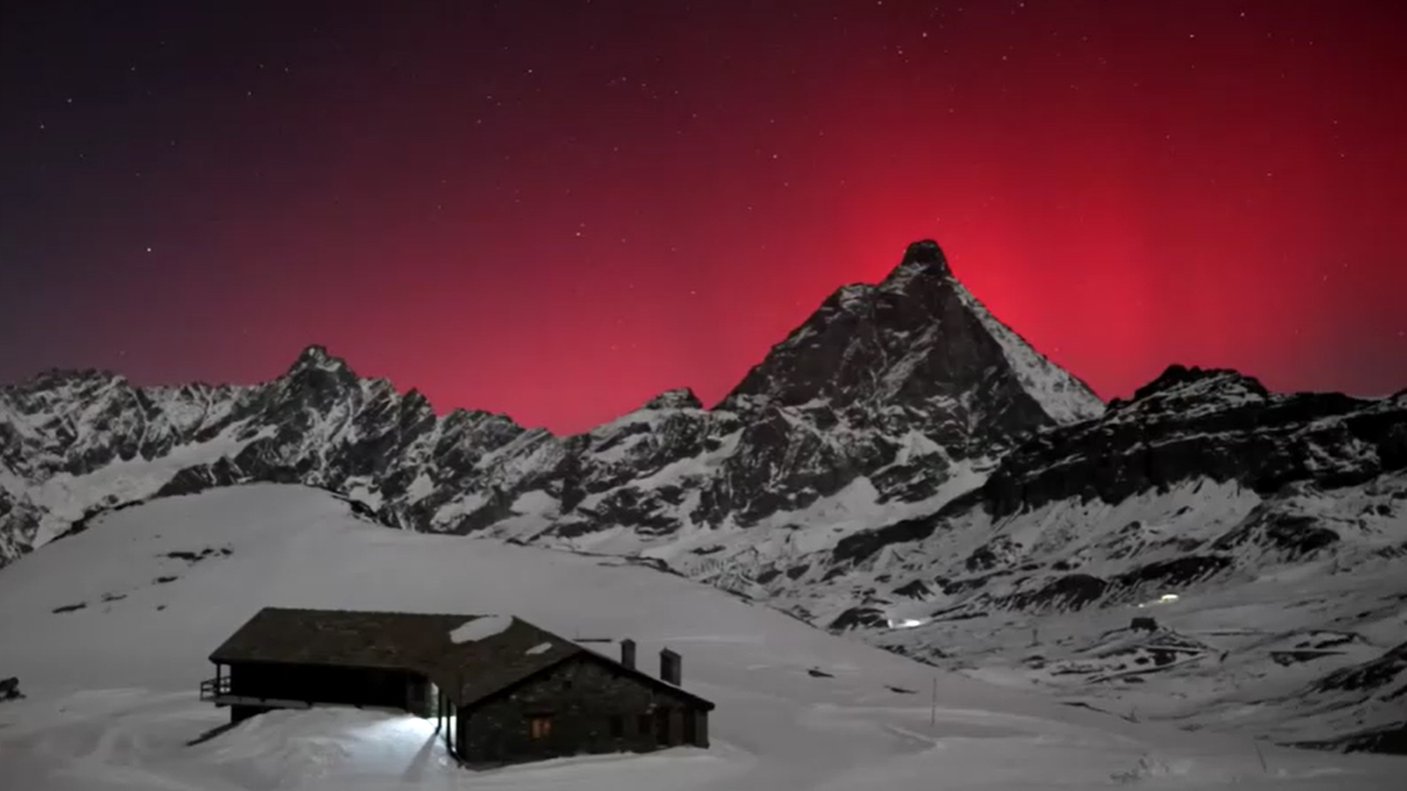 Ribut suria melanda bumi: Apa itu dan di mana cahaya utara boleh ...